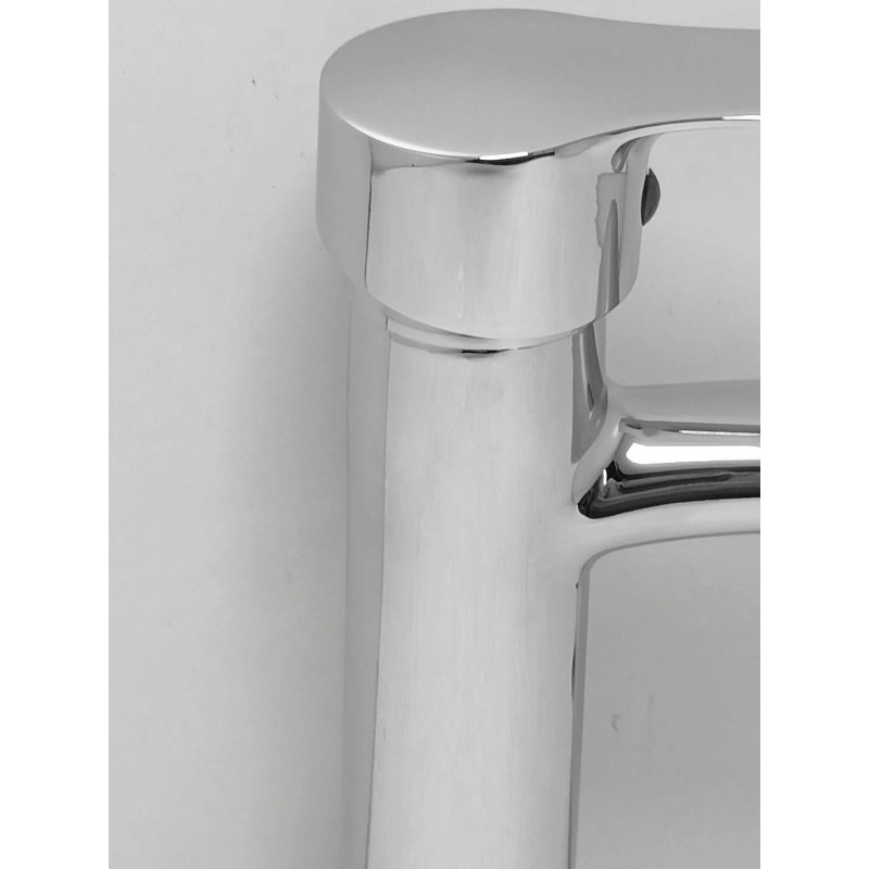 Griferia Lavamanos Mezclador Baja Metálica Tames Malanta